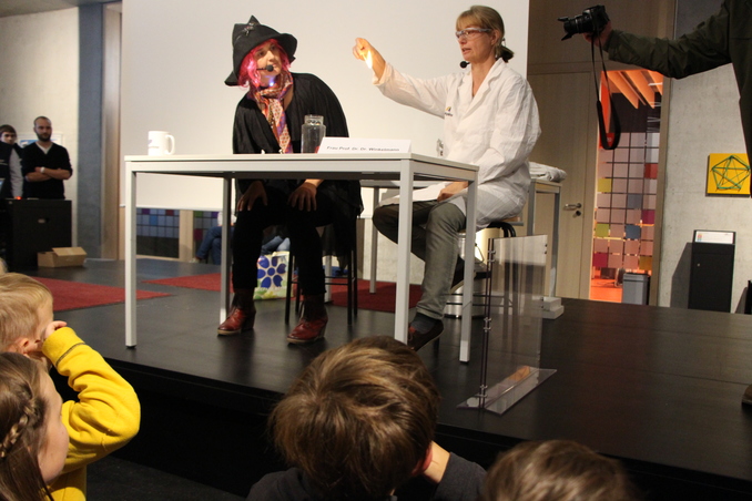 Hochschule Aalen - News Virtuelle Science Comedy Show für Kinder